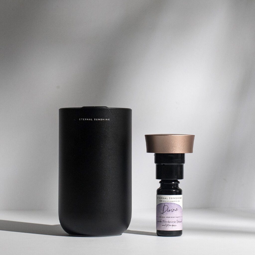 Black & Gold Libra Wireless Diffuser | Aromatherapy Diffusers
